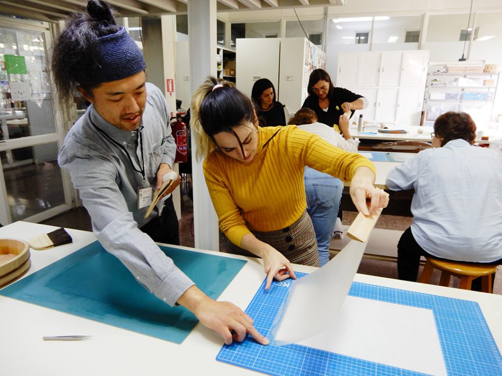 International Courses on Conservation of Japanese Paper [Conservation ...
